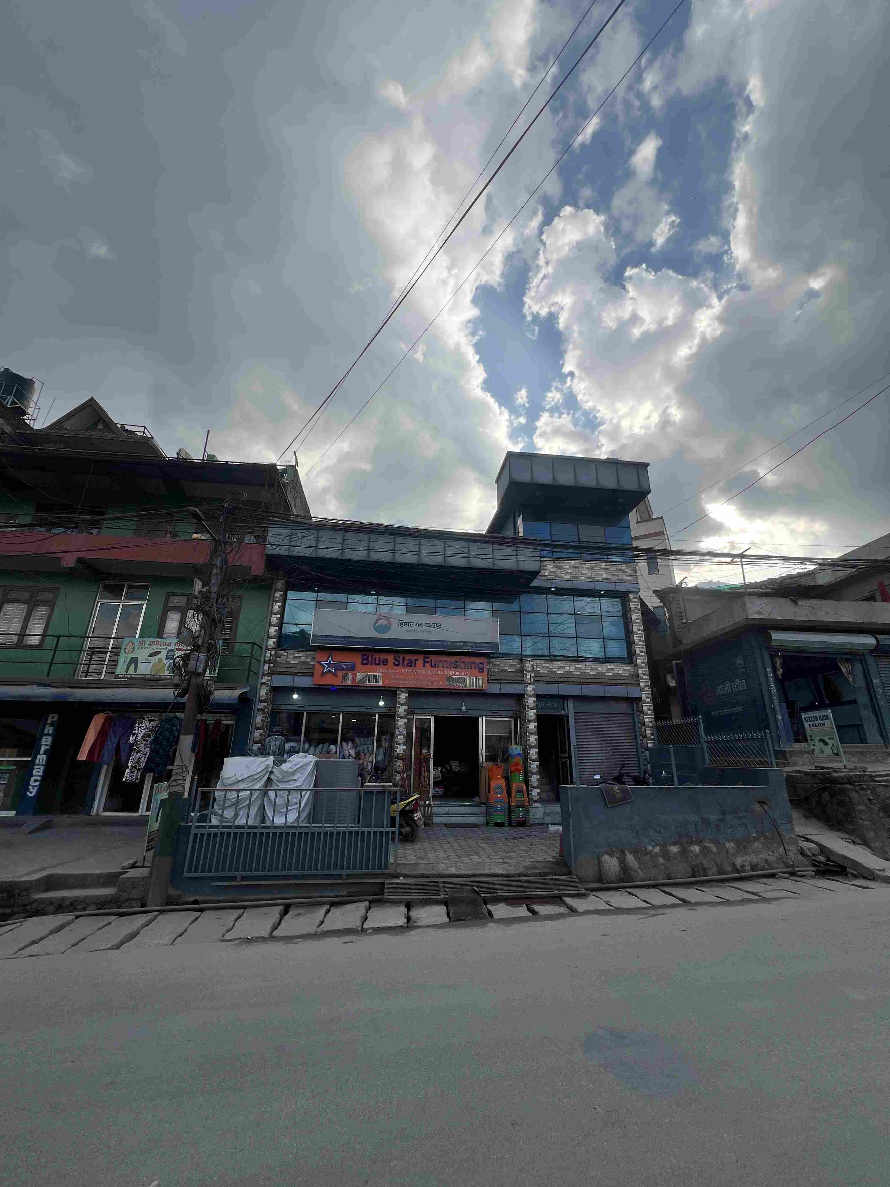 Semi- Commercial House | Daleybhai